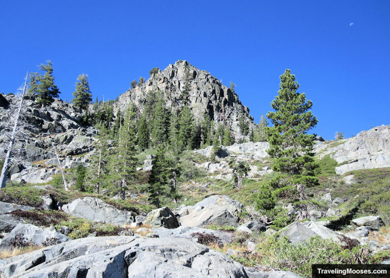 Climbing Mt. Tallac for unmatched views of Lake Tahoe | Traveling Mooses
