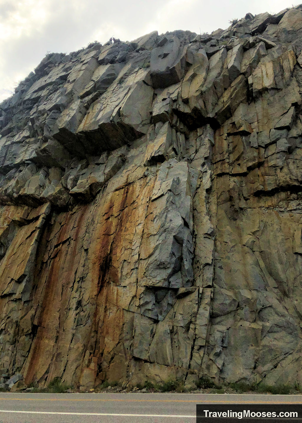 Tioga Pass Road - a scenic drive through Yosemite National Park